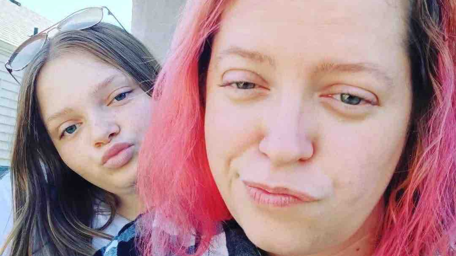 Mom & daughter found dead in 'freak accident' in faulty SUV because ...