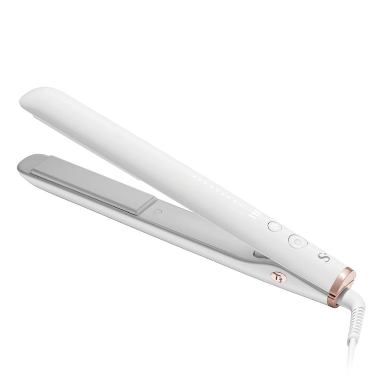 Sleek styles are easier than ever with these top-rated flat irons for ...