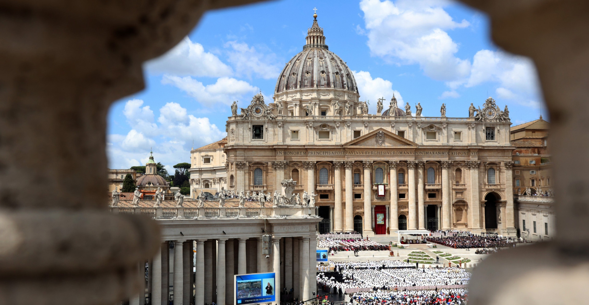How wealthy is the Vatican?