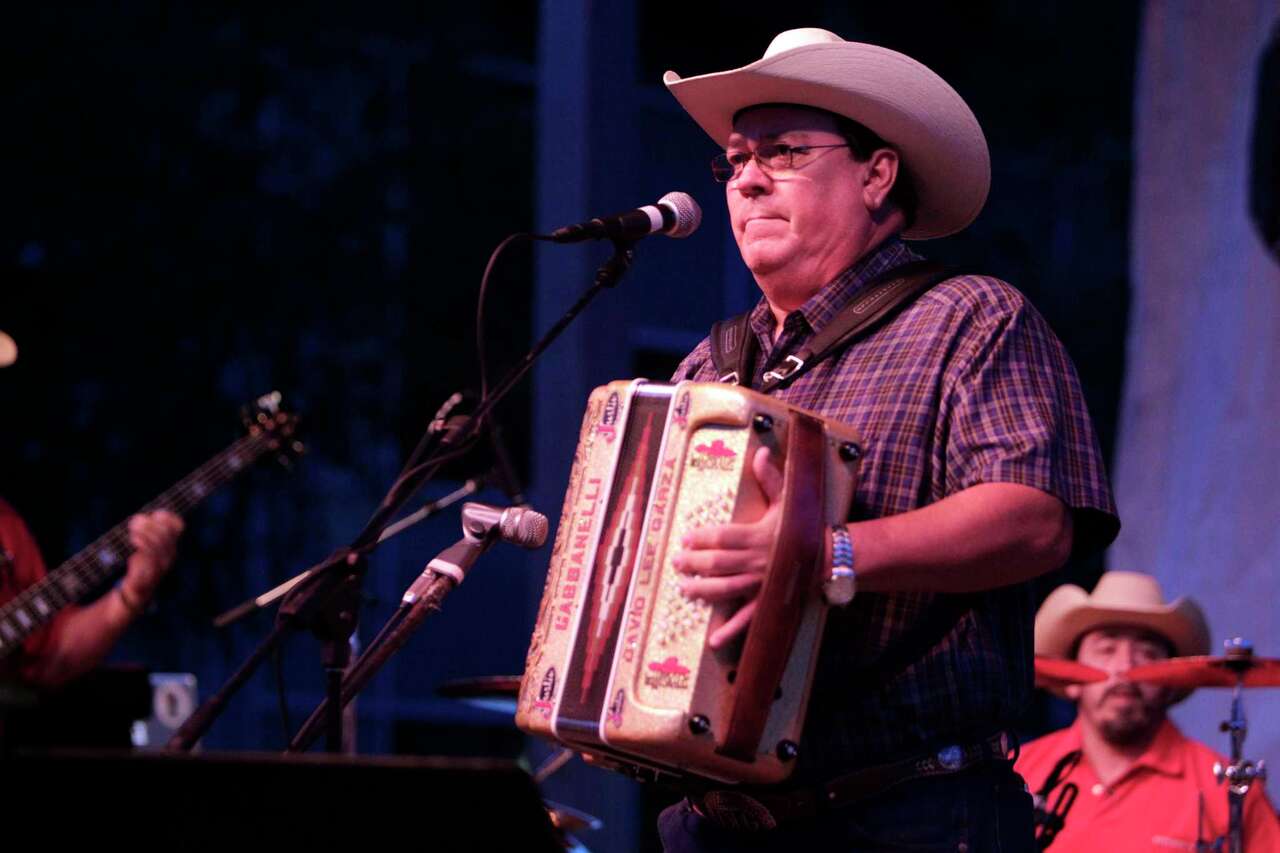 Tejano icon David Lee Garza announces his son, David Jr., has died at 44