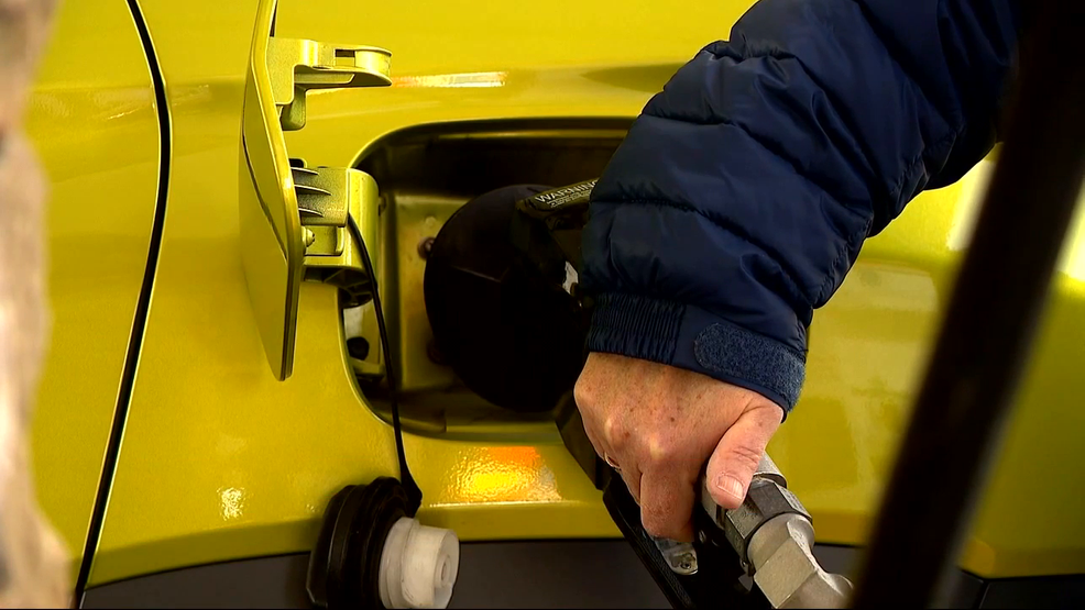 Gas prices in Asheville area rise nearly 20 cents in days, averaging $4 ...