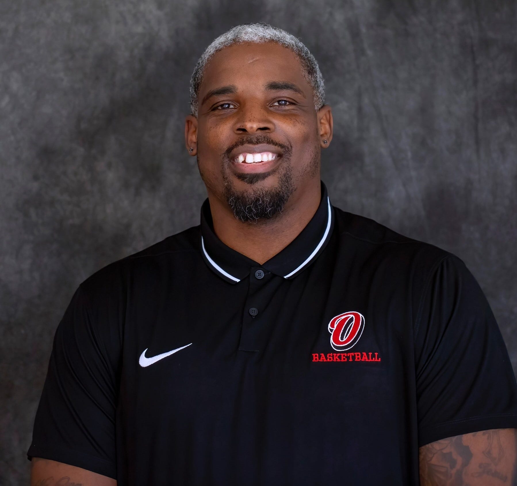 Former MTSU star Desmond Yates hired as Overton girls basketball coach