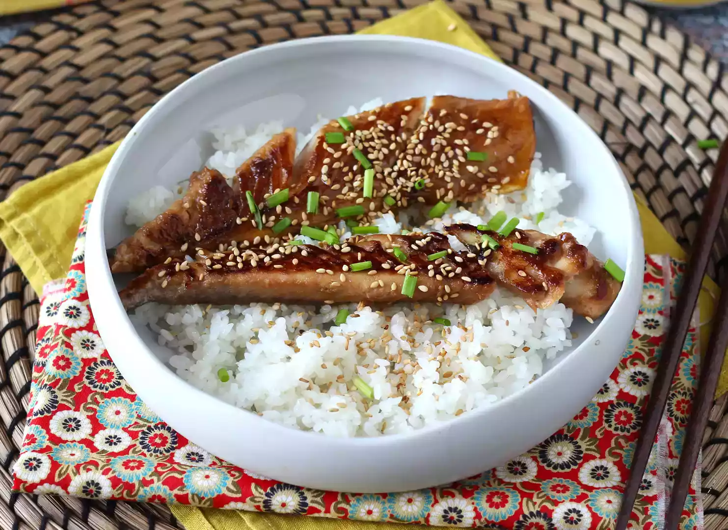 How to cook mackerel? Try this recipe lacquered with soy sauce and honey!