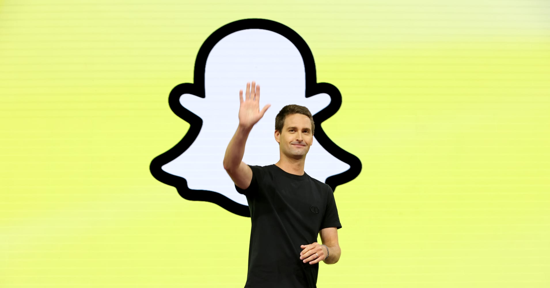 Snap climbs 14% as activist Irenic suggests changes to boost stock's ...