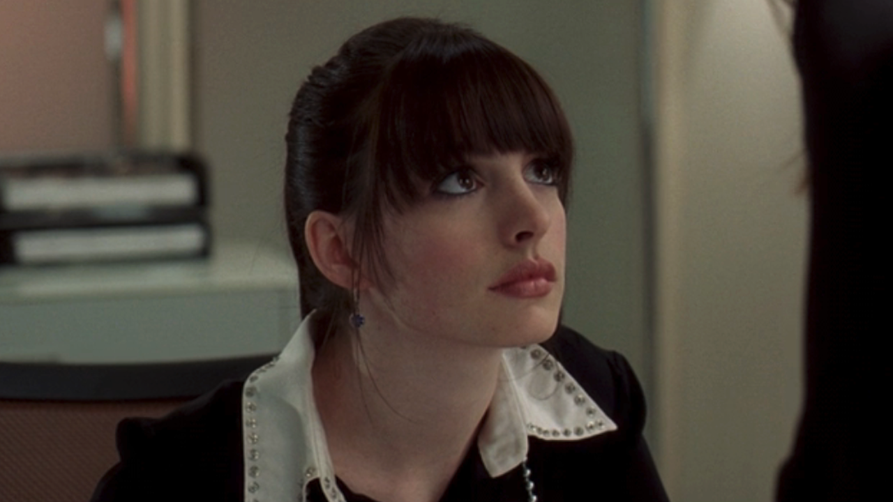 I think Anne Hathaway's first Devil Wears Prada 2 red carpet look is a ...