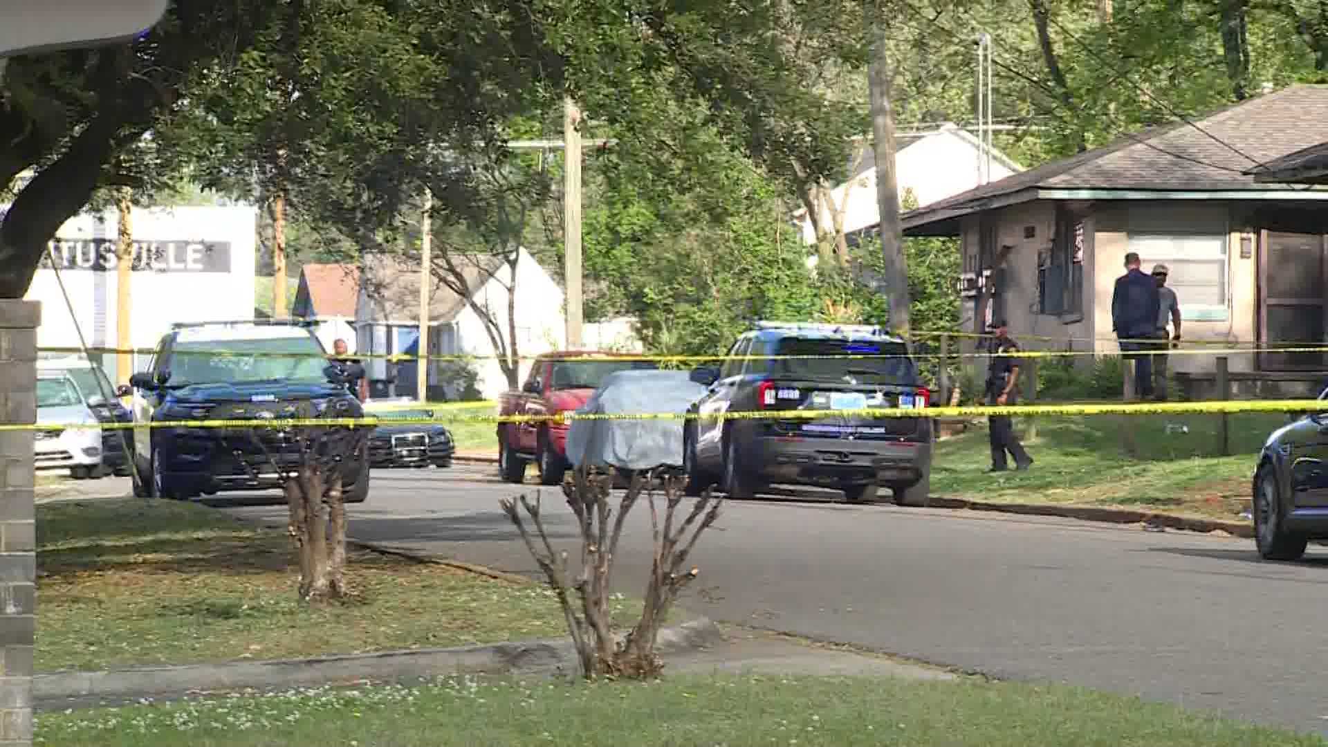 Shooting victim found on porch in Birmingham's North Titusville ...