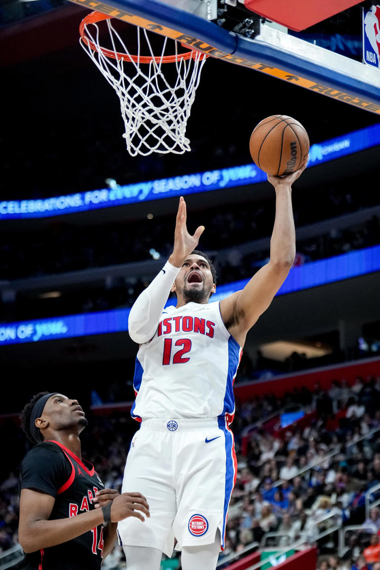 Tobias Harris injury update; forward exits Pistons game vs Minnesota