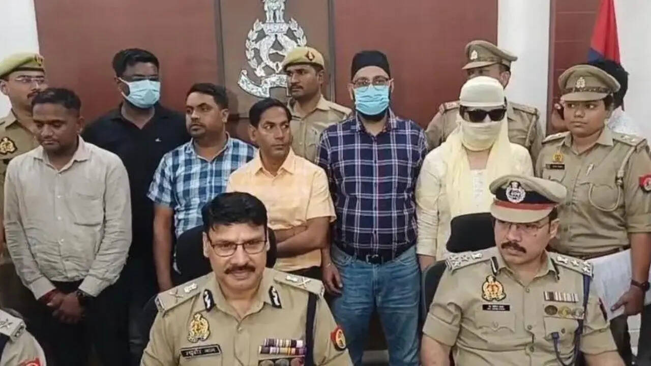 Rs 50,000 dispute blows lid off Kanpur kidney racket; doctor couple ...