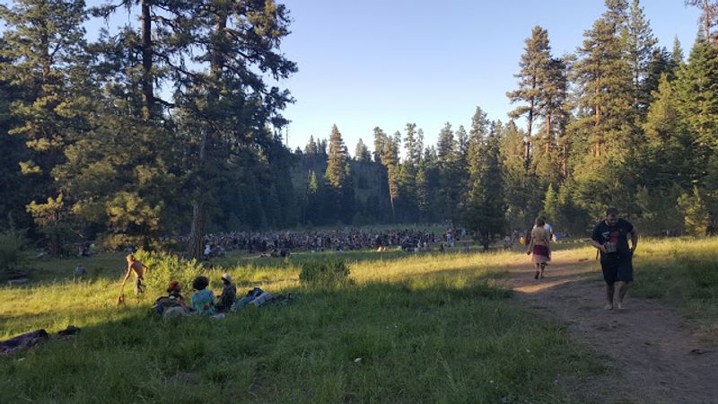 This 1.7 million acre outdoor escape in Oregon is packed with camping ...