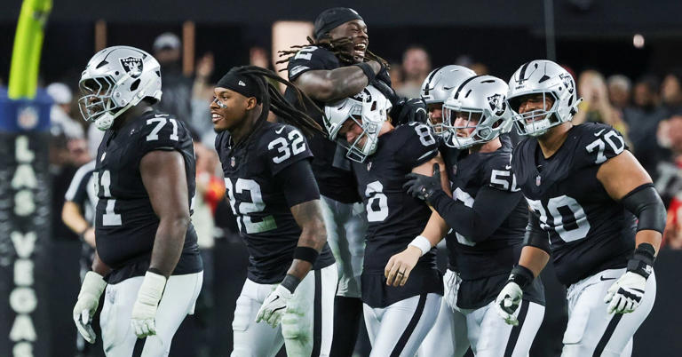 NFL approves sale of 3.5% of Las Vegas Raiders at over $11 billion ...