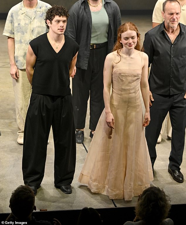 Sadie Sink And Noah Jupe Make Their West End Debuts During The Press
