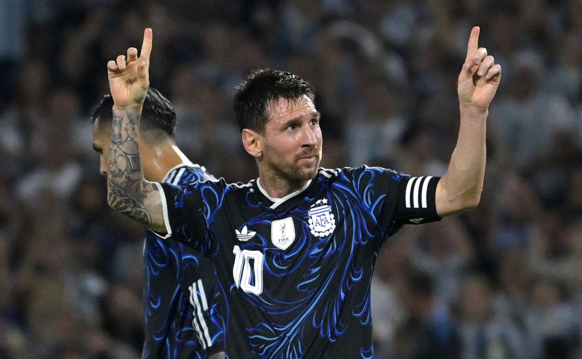 Lionel Messi leads Argentina to a crushing 5-0 win over Zambia with a ...