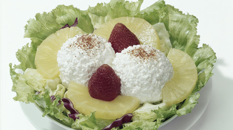 The way Richard Nixon ate cottage cheese may make you lose your appetite