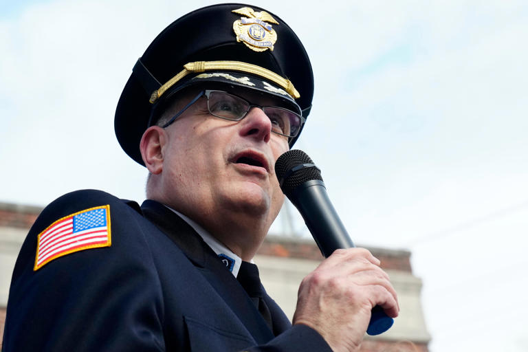 Police Chief Dean Ackermann bids farewell in Glen Rock ceremony