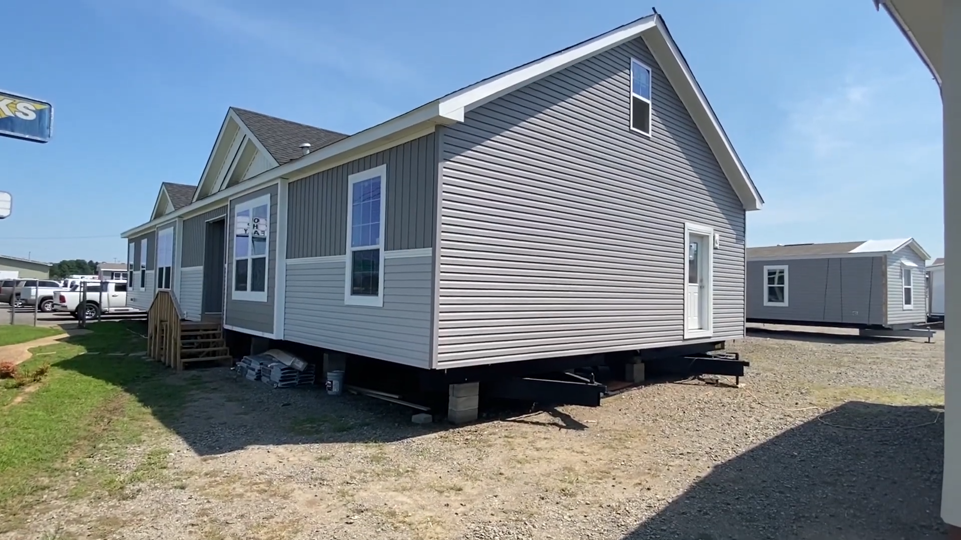 Attic by Franklin Structures | 3 bed, 2 bath mobile house tour