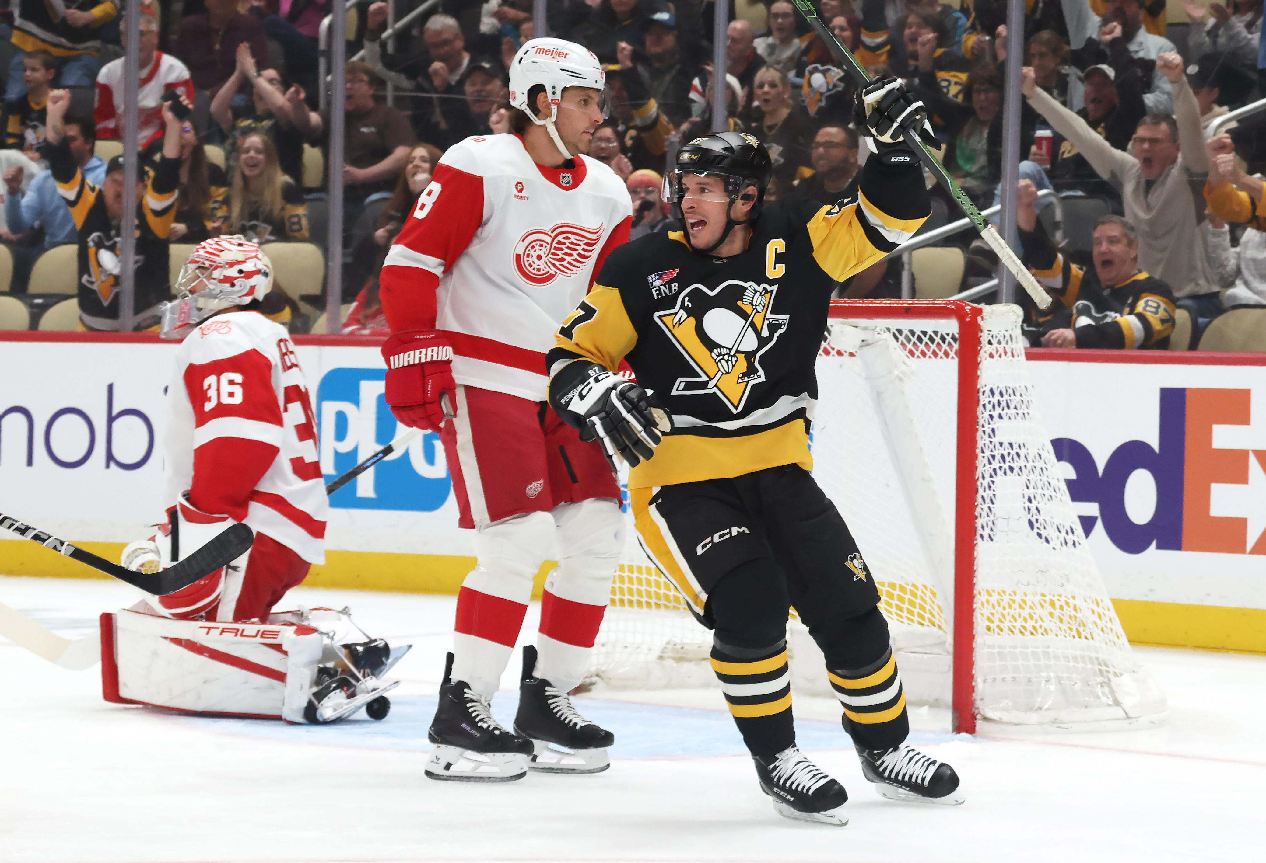Detroit Red Wings playoff hopes take another hit with abysmal 1st