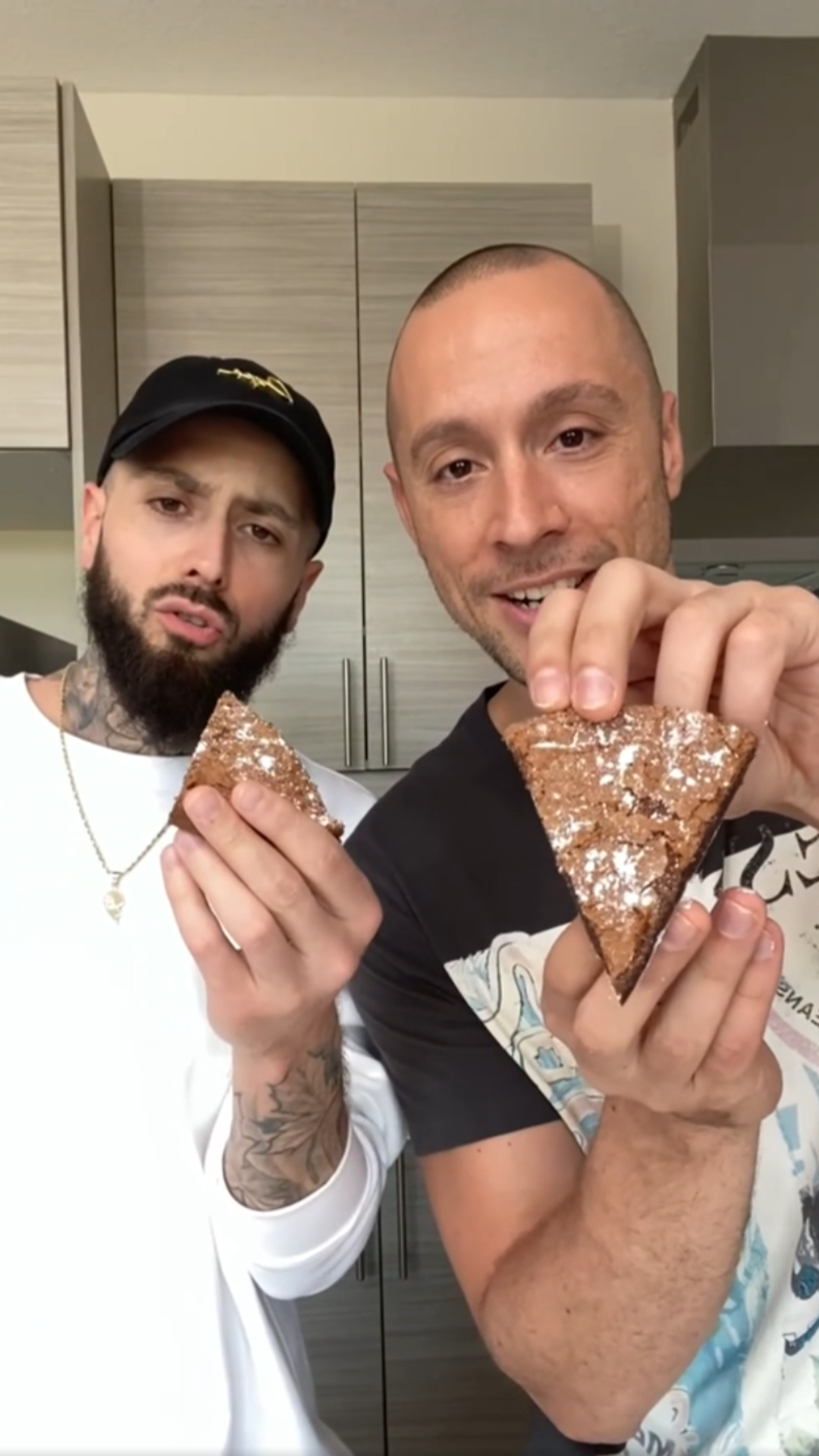 2-ingredient Nutella cake: Simple chocolate cake recipe with minimal ...
