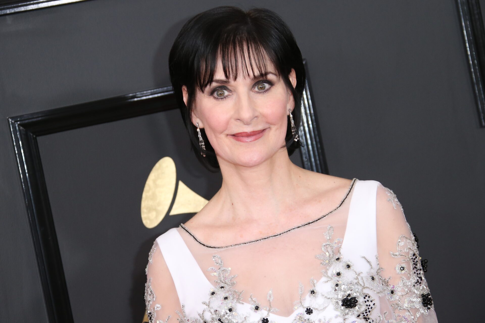 Enya lives like a queen: Castle, cats, and Celtic magic