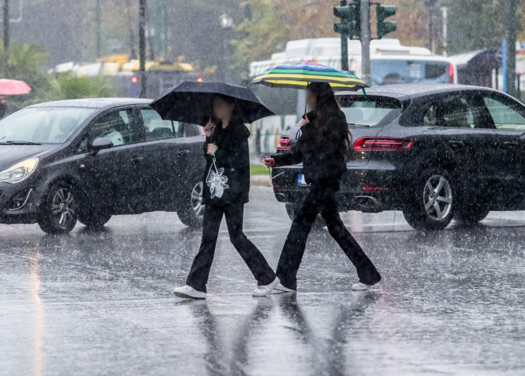 Πάσχα με βροχές και κρύο: Ανατροπή του καιρού από το Μεγάλο Σάββατο ...