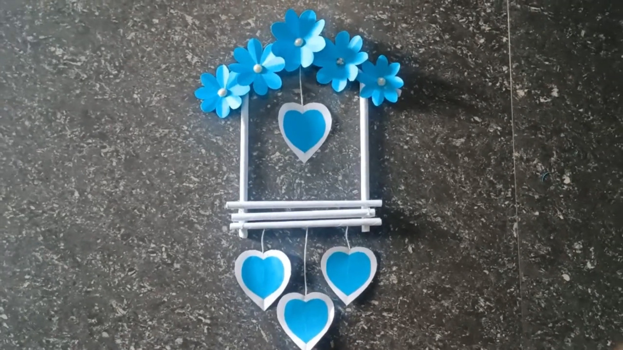 Creative wall hanging ideas with simple paper crafts