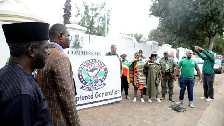 Nigerian embassy faces backlash over alleged coronation of Igbo king in ...