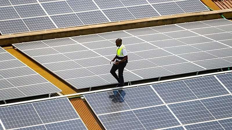 Solar saved Europe €3bn in fossil fuel imports in March: Which country ...