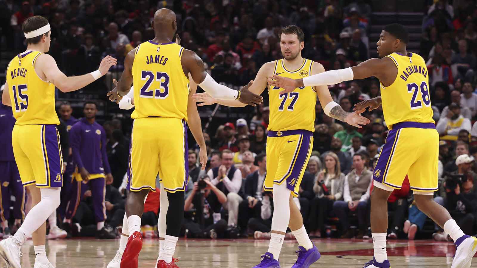 Lakers’ perfect Jarrett Allen trade offer to Cavs after disappointing ...