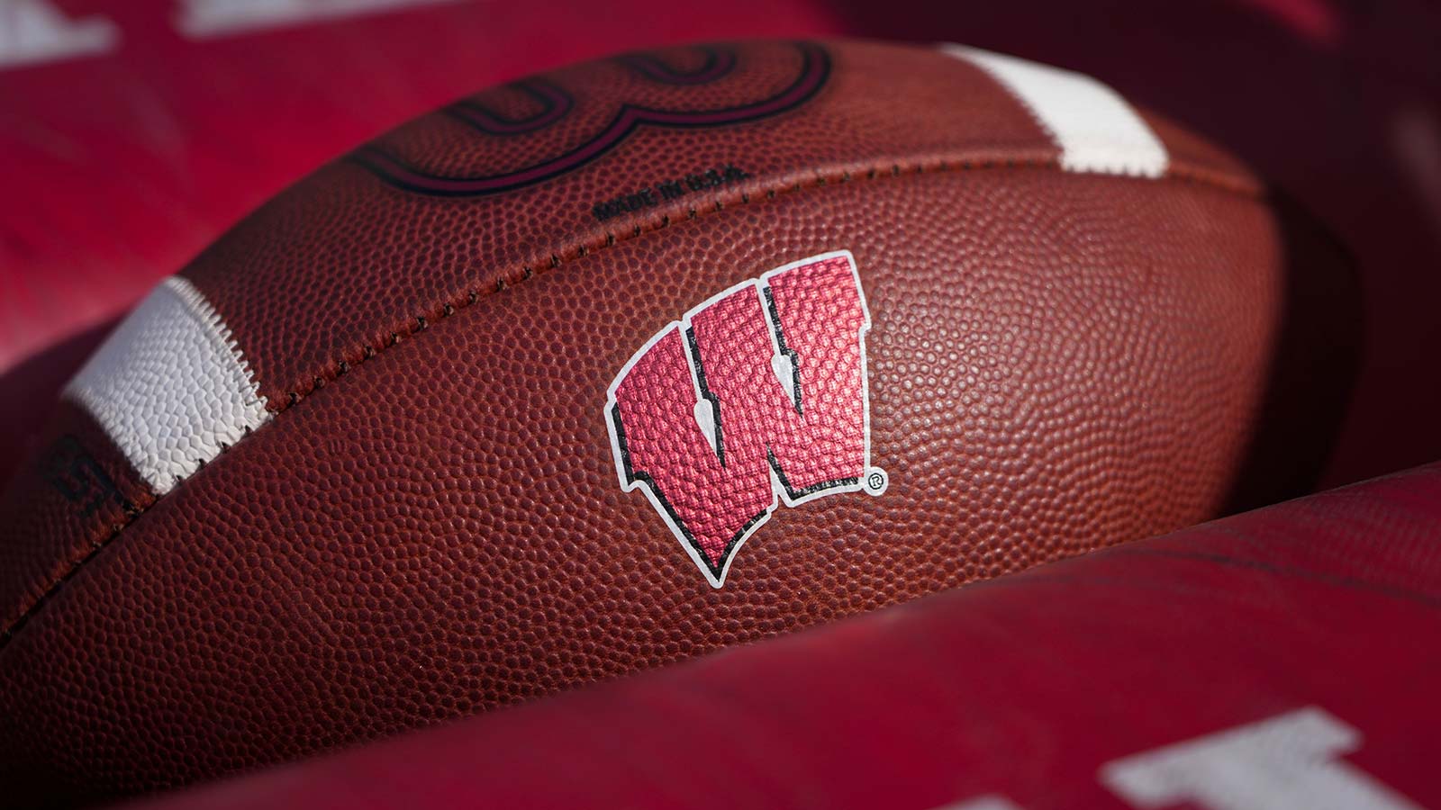 Wisconsin football pull off succesful OL flip