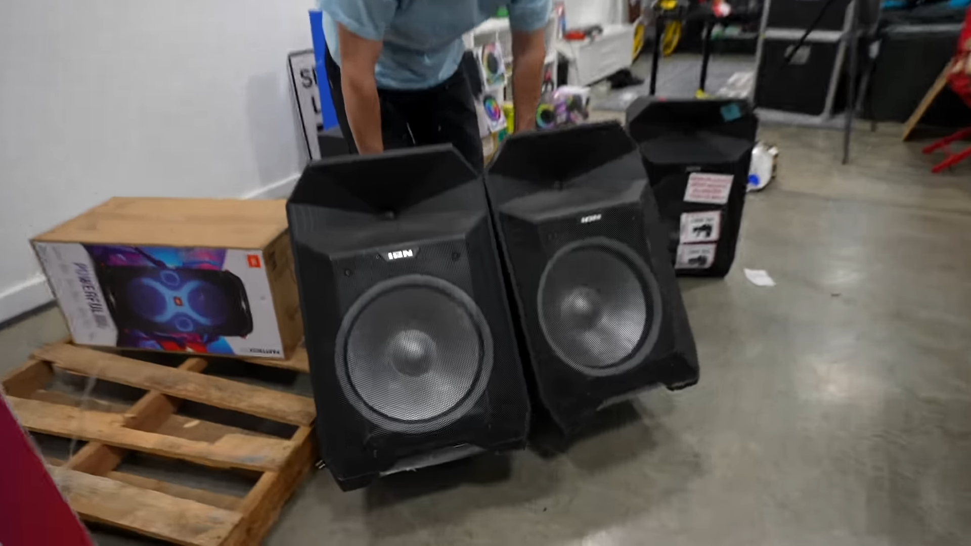 Inside the largest Amazon electronics return pallet nobody wanted