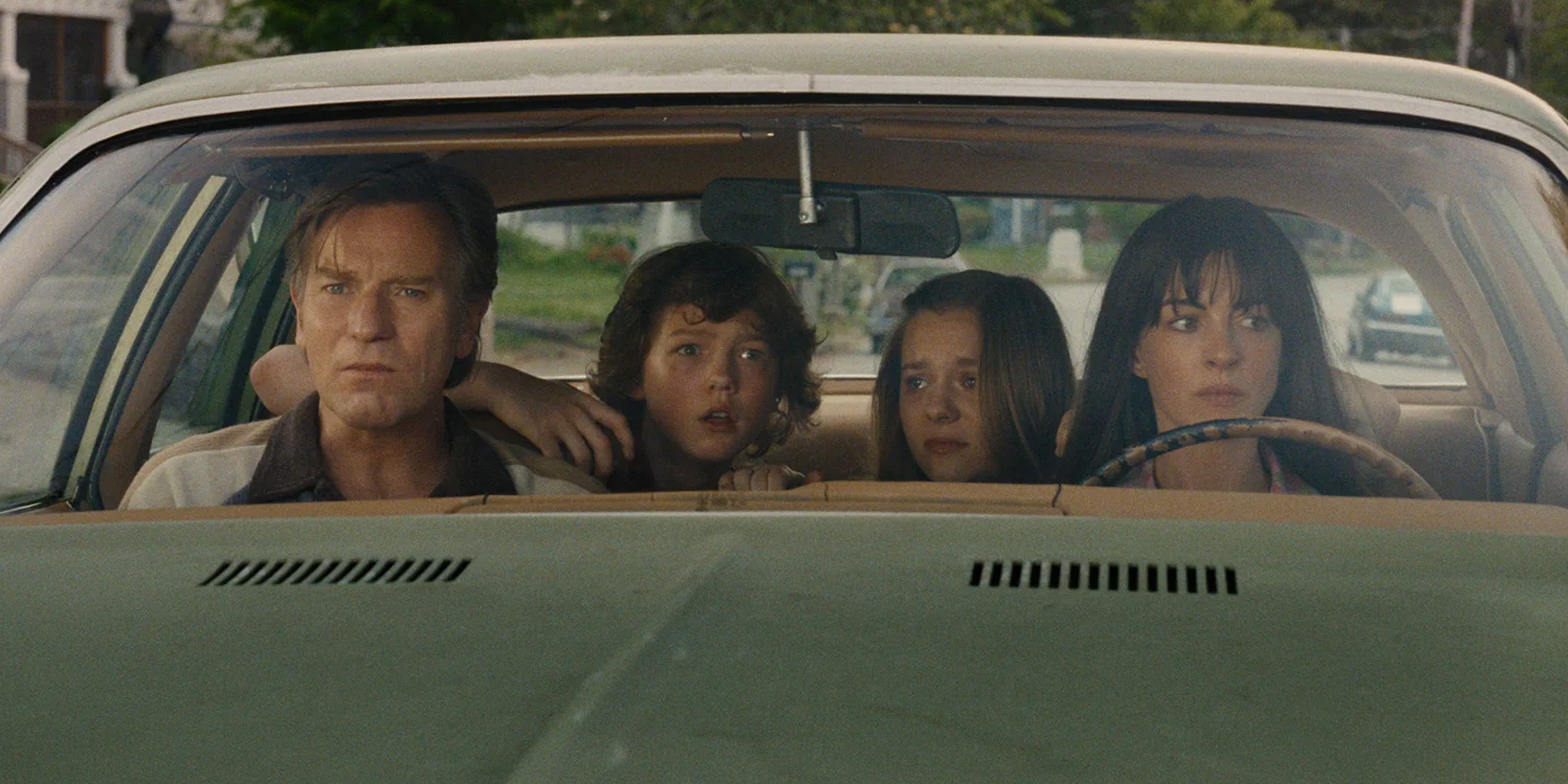 Ewan McGregor's The End of Oak Street secretly connects to Cloverfield ...