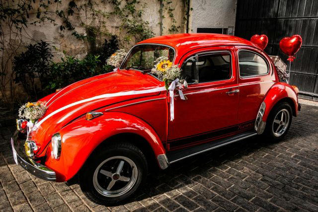 10 car decorations that make everyone think you're a jerk
