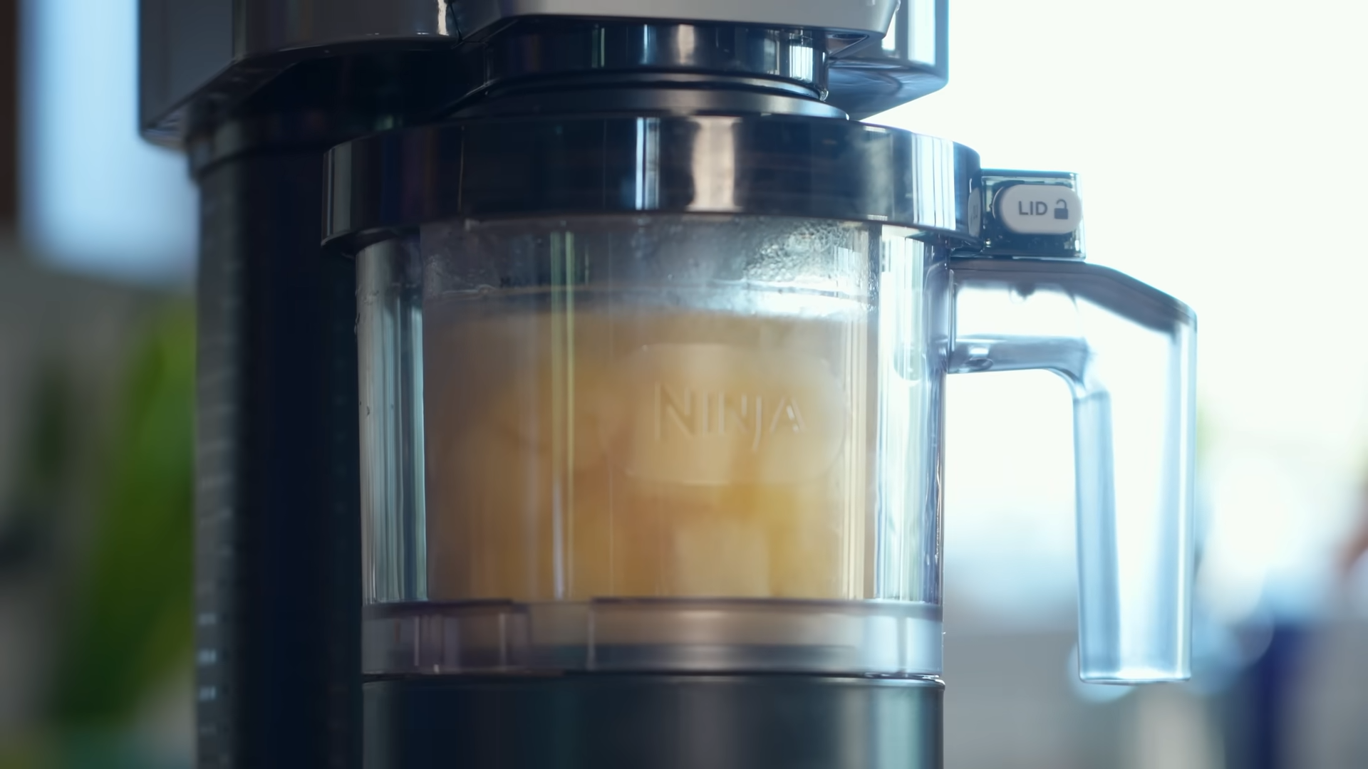 Je teste la machine à glace qui a enflammé Tik Tok