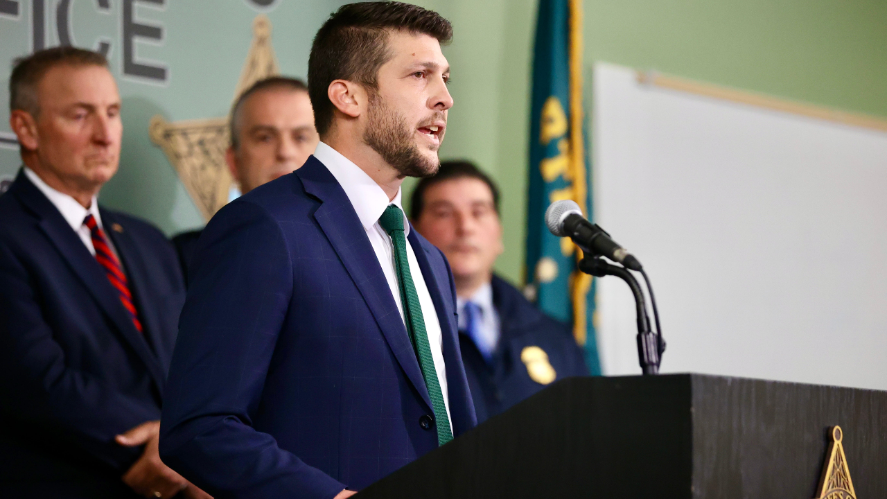 Florida orders NFL to kill 23-year-old DEI rule by May 1—3 teams face ...