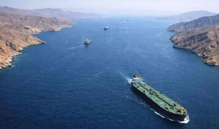 Σε τεντωμένο σχοινί η εκεχειρία ΗΠΑ-Ιράν: Ανταλλαγή πυρών και «πολεμικό ...