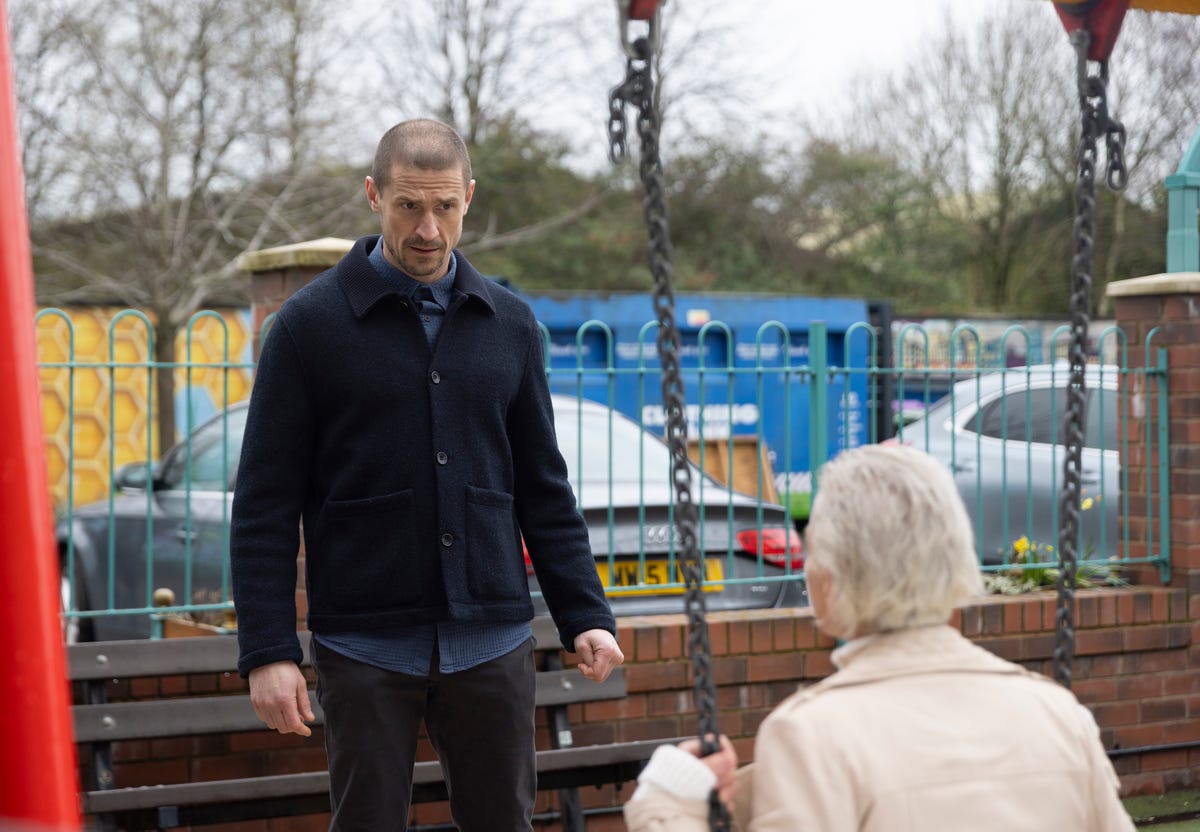 Coronation Street – is Carl Webster leaving after dramatic gun episodes?