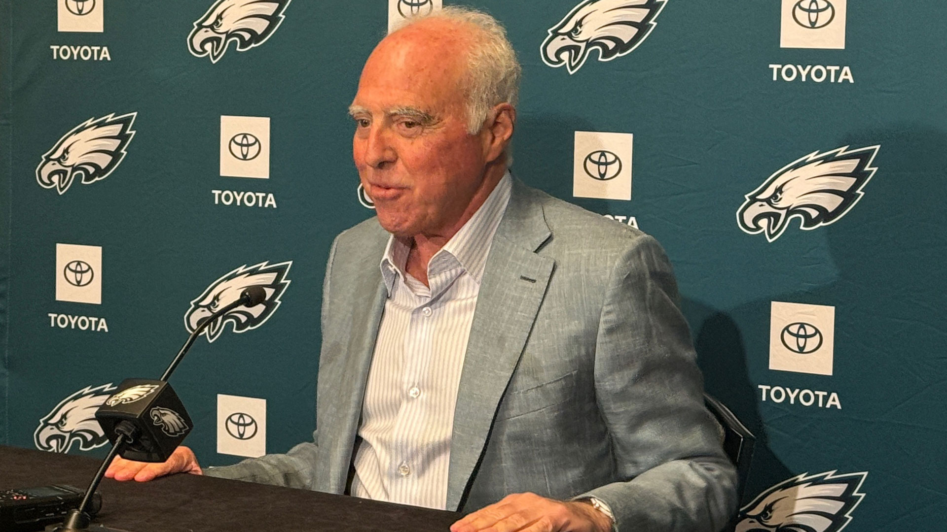 6 takeaways from Jeffrey Lurie at 2026 NFL owners meetings