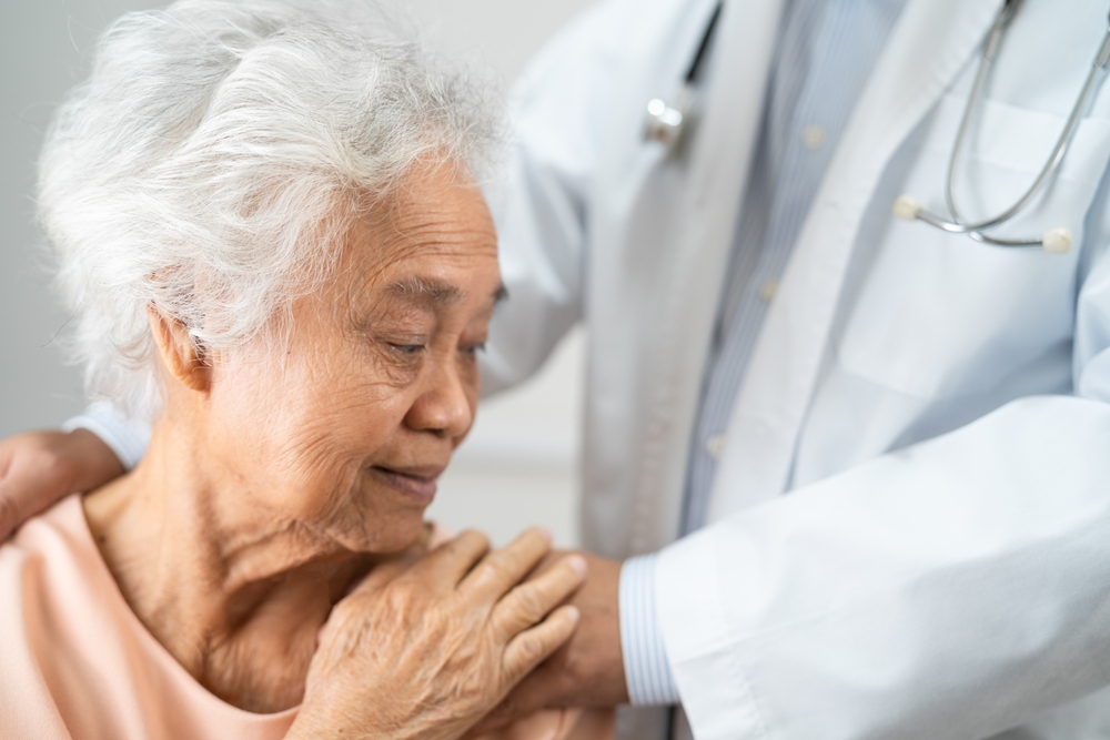 These 5 symptoms show up unexpectedly right before death
