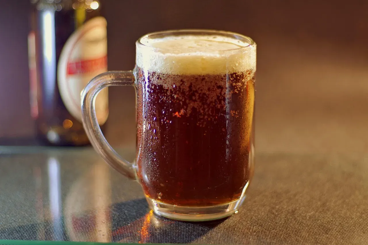 I bartended for 12 years - here are 9 drinks that always raise red flags