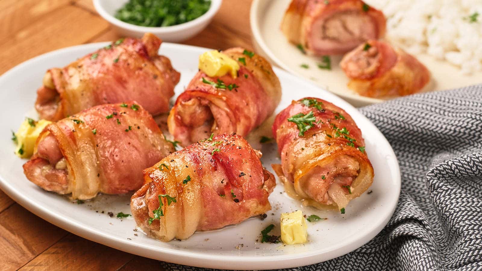 19 low-carb dinners so satisfying, no one will miss the bread or rice