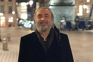 Χρήστος Μάστορας | Η live τηλεοπτική του εμφάνιση που θα συζητηθεί