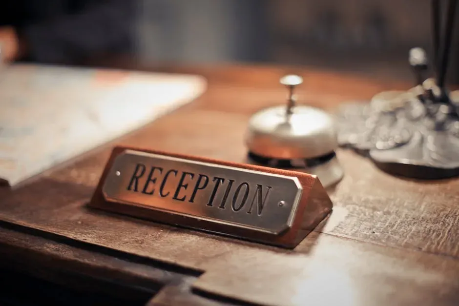 9 habits that make hotel staff instantly label you a difficult guest