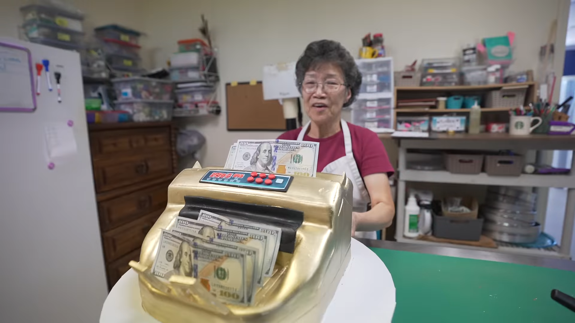 She started yelling the moment he walked into the bakery - and the cake ...