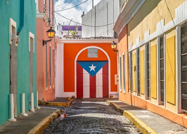 Best April flight deals: Round-trips under $650
