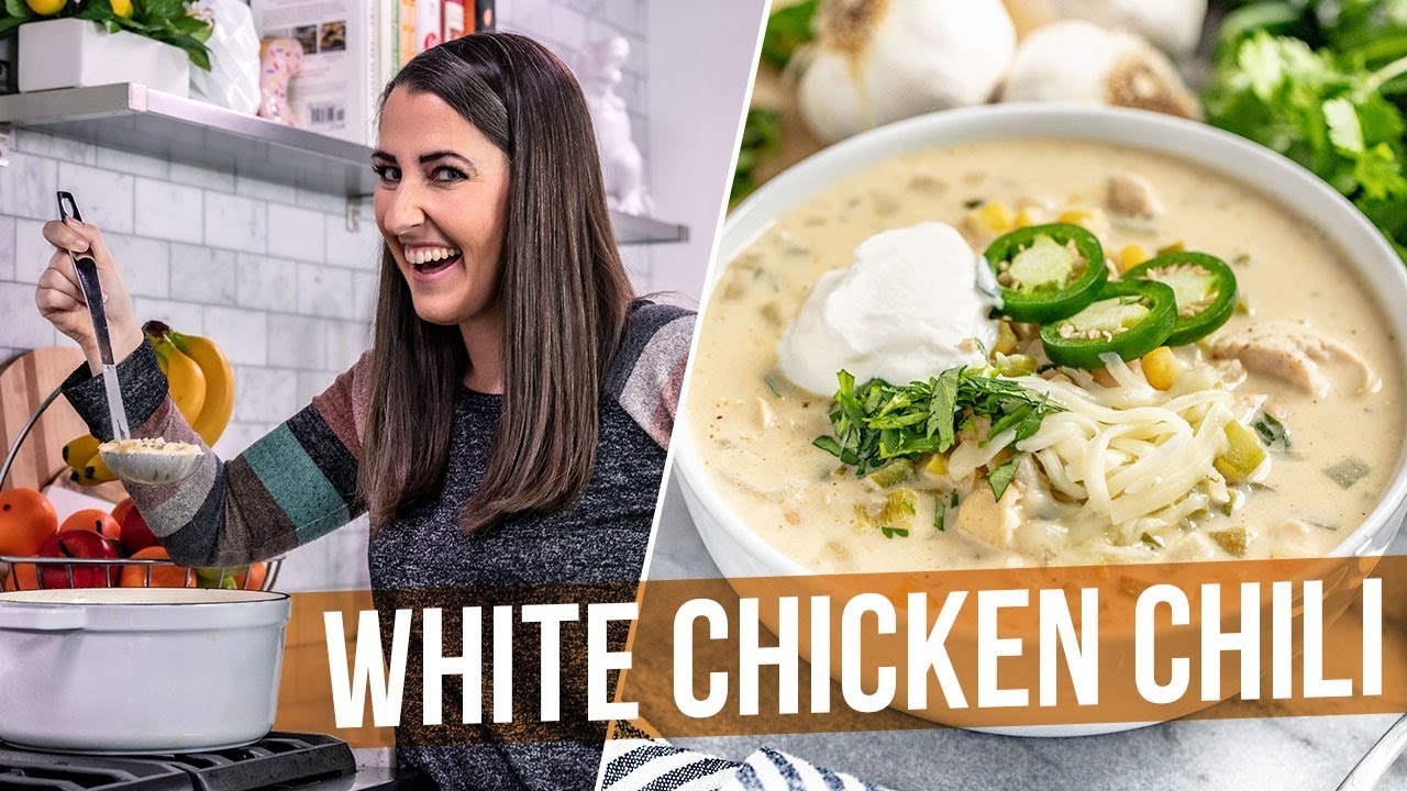 Easy white chicken chili in 30 minutes | Creamy & quick dinner recipe
