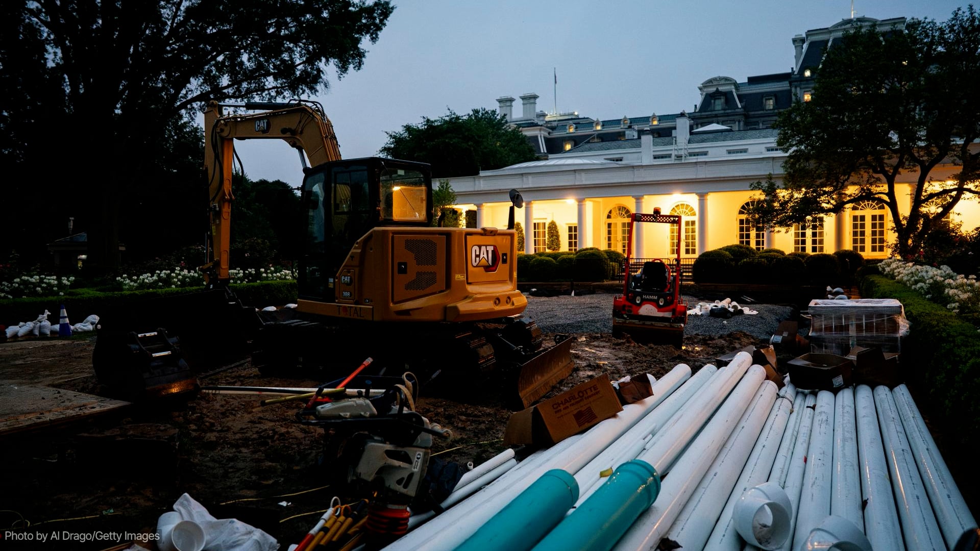 Judge temporarily halts White House ballroom construction