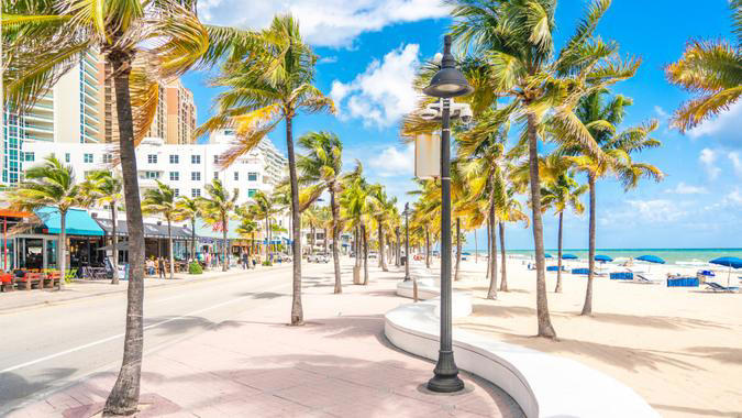 14 best Florida retirement towns for the upper-middle class