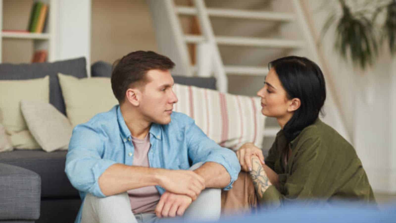 12 relationship boundaries people enforce but lie about to their friends