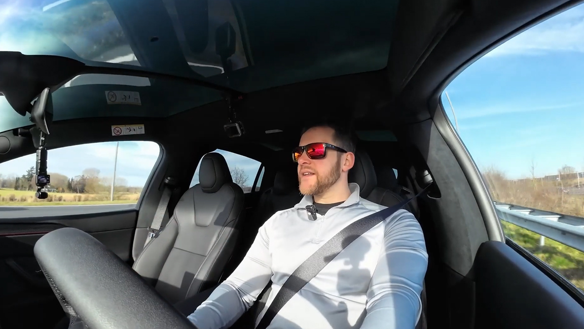 Tesla Model X Plaid old platform still dominates