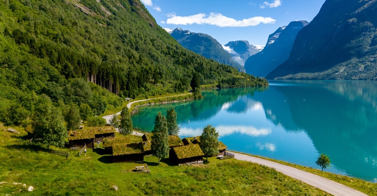 11 unexpected stops along the road in Norway that keep the trip interesting