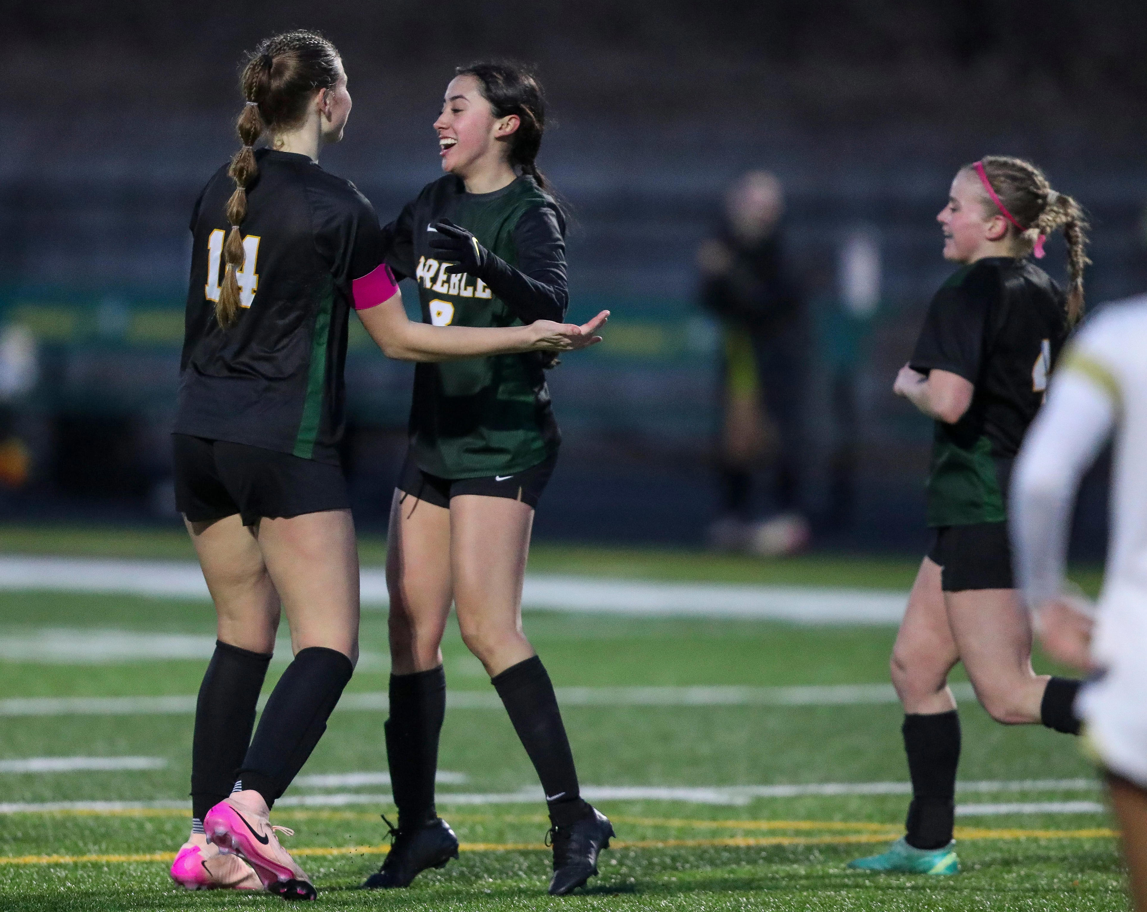 Green Bay area high school sports results for Tuesday, March 31